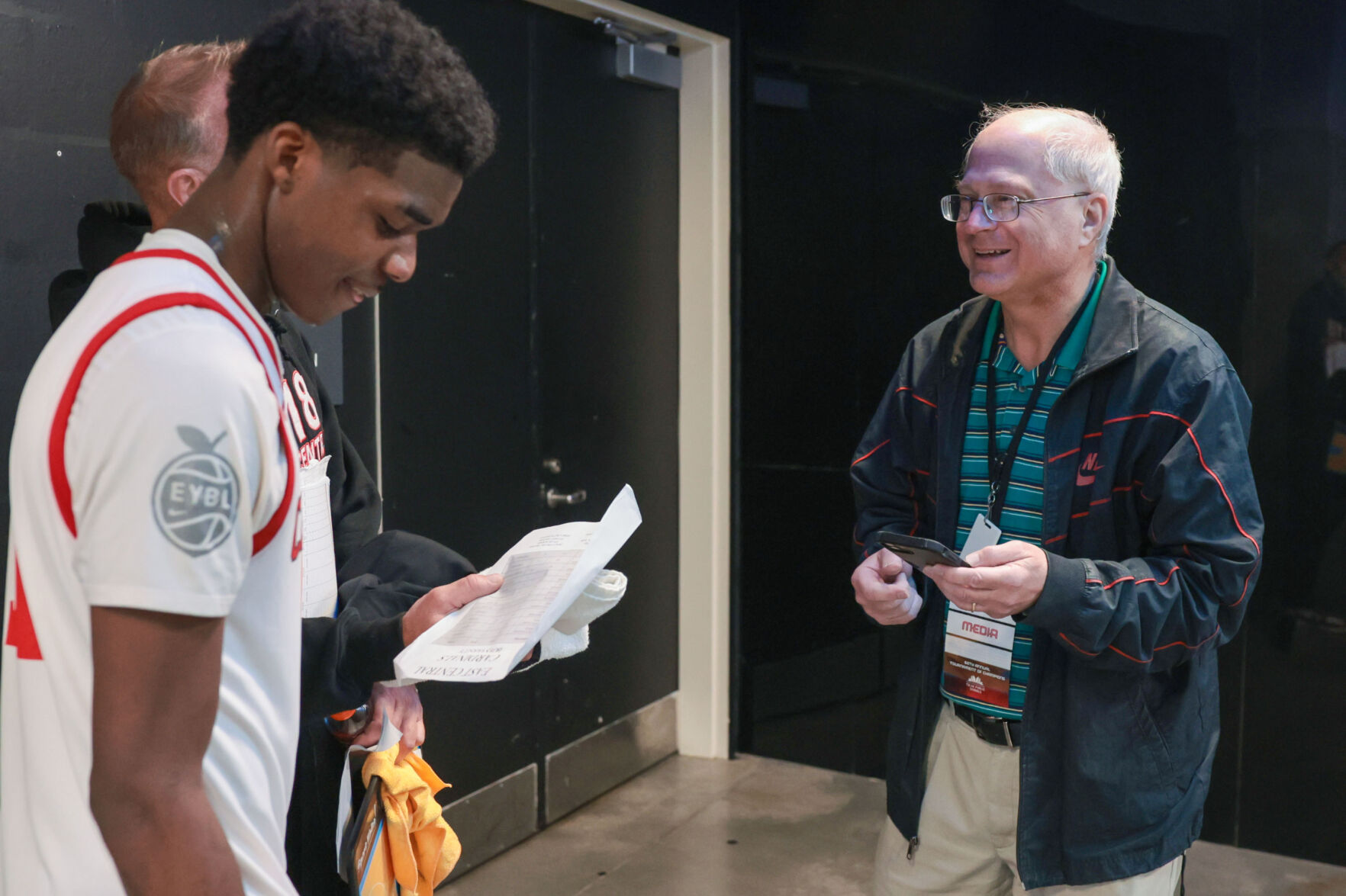 Tulsa World sports editor Barry Lewis joins ToC Hall of Fame
