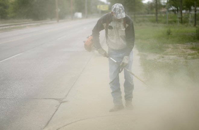 West Tulsa man cleaning up his neighborhood