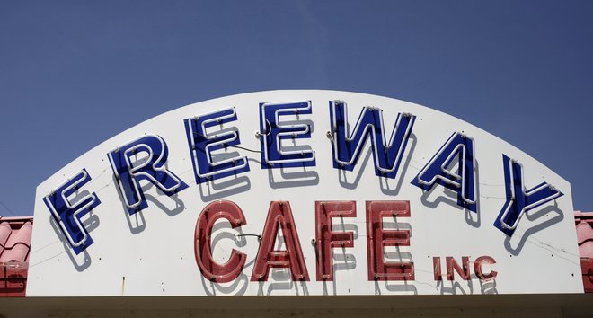 Freeway Cafe: Old-fashioned diner offers worthy comfort food