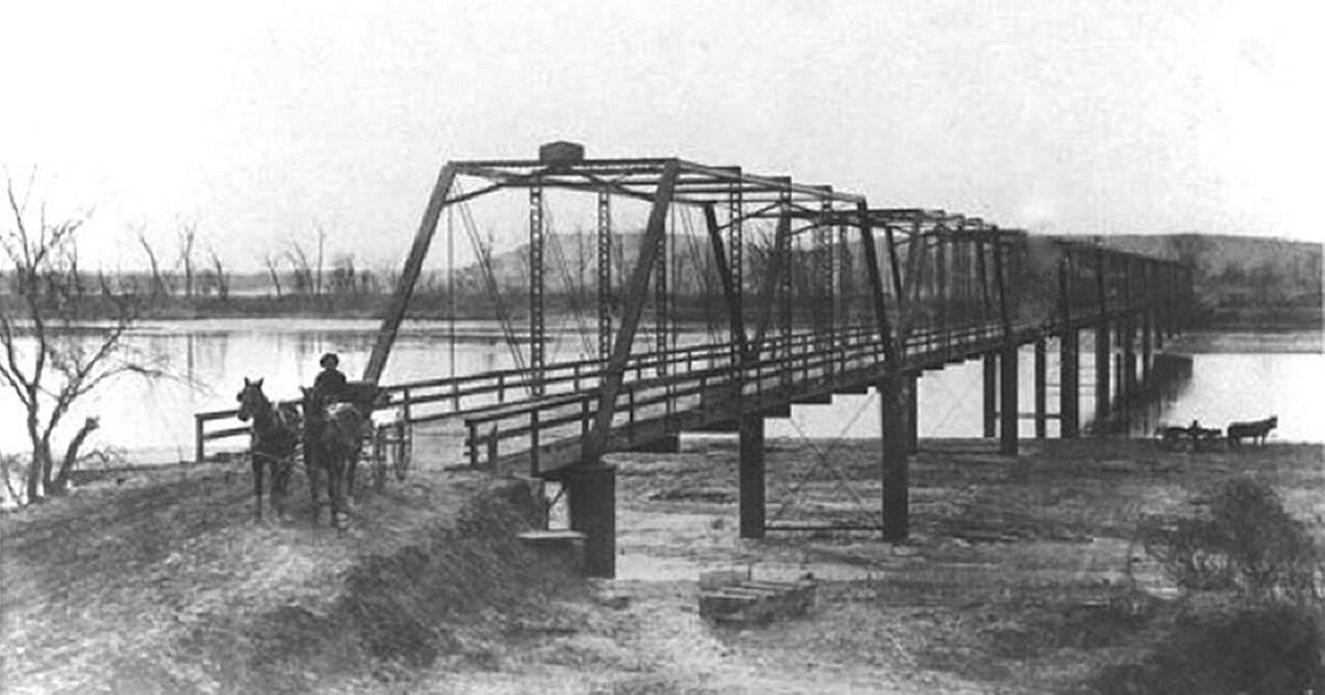 Tulsa toll bridge made free in 1909; brings business to area