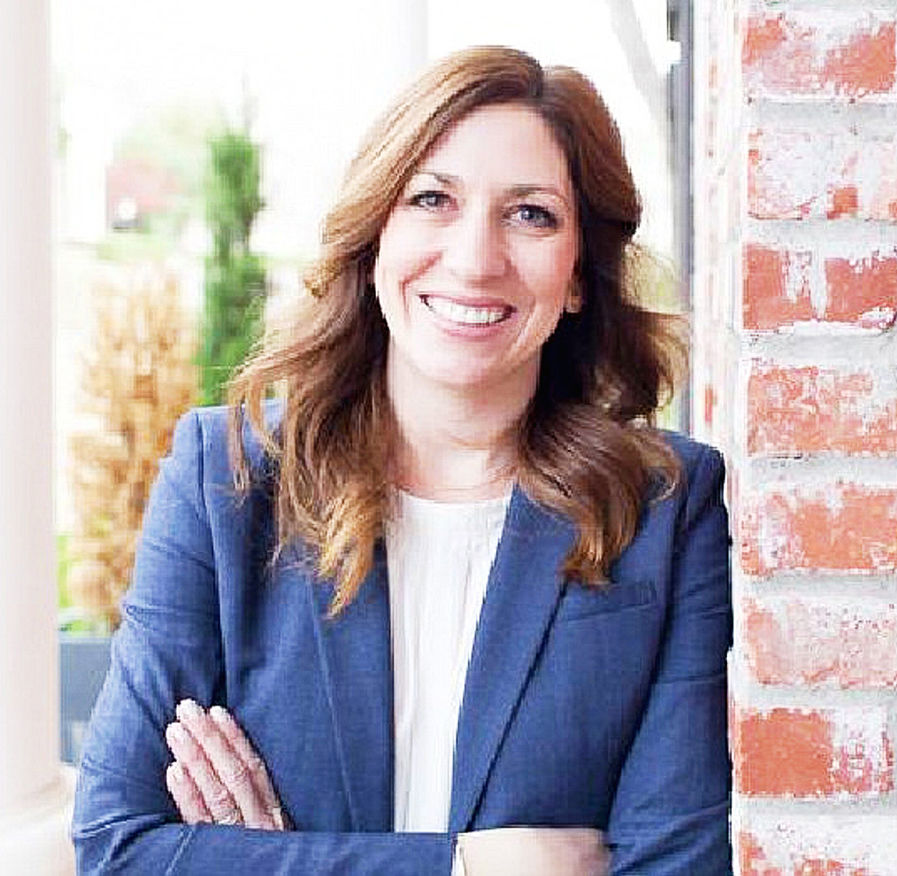 Financial: Courtney Hoffman, RAYMOND JAMES & ASSOCIATES