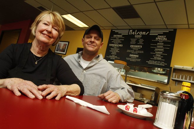 Nelson's Buffeteria: Restaurant brings back chicken-fried memories