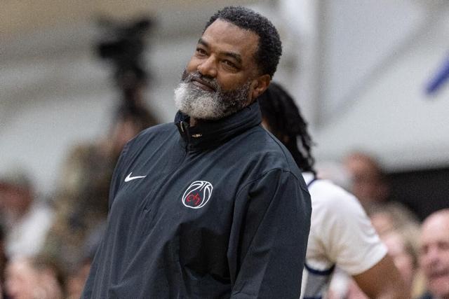 Razorback royalty Lee Mayberry now coaches a contender