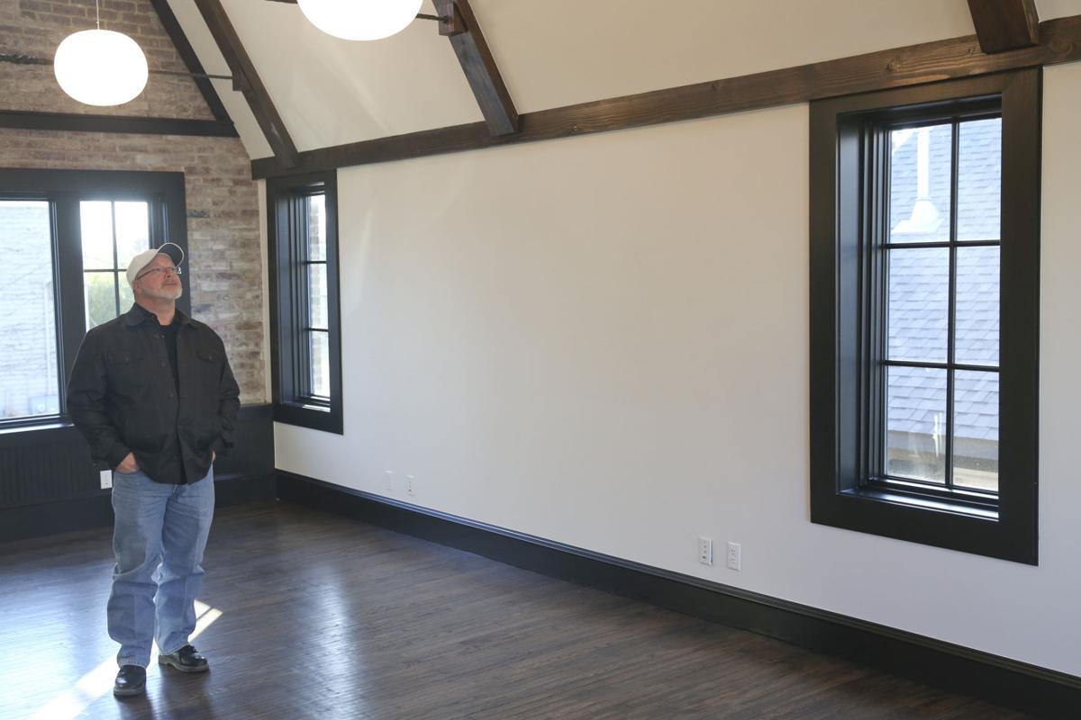 Photo slideshow: See inside the house once owned by Leon Russell