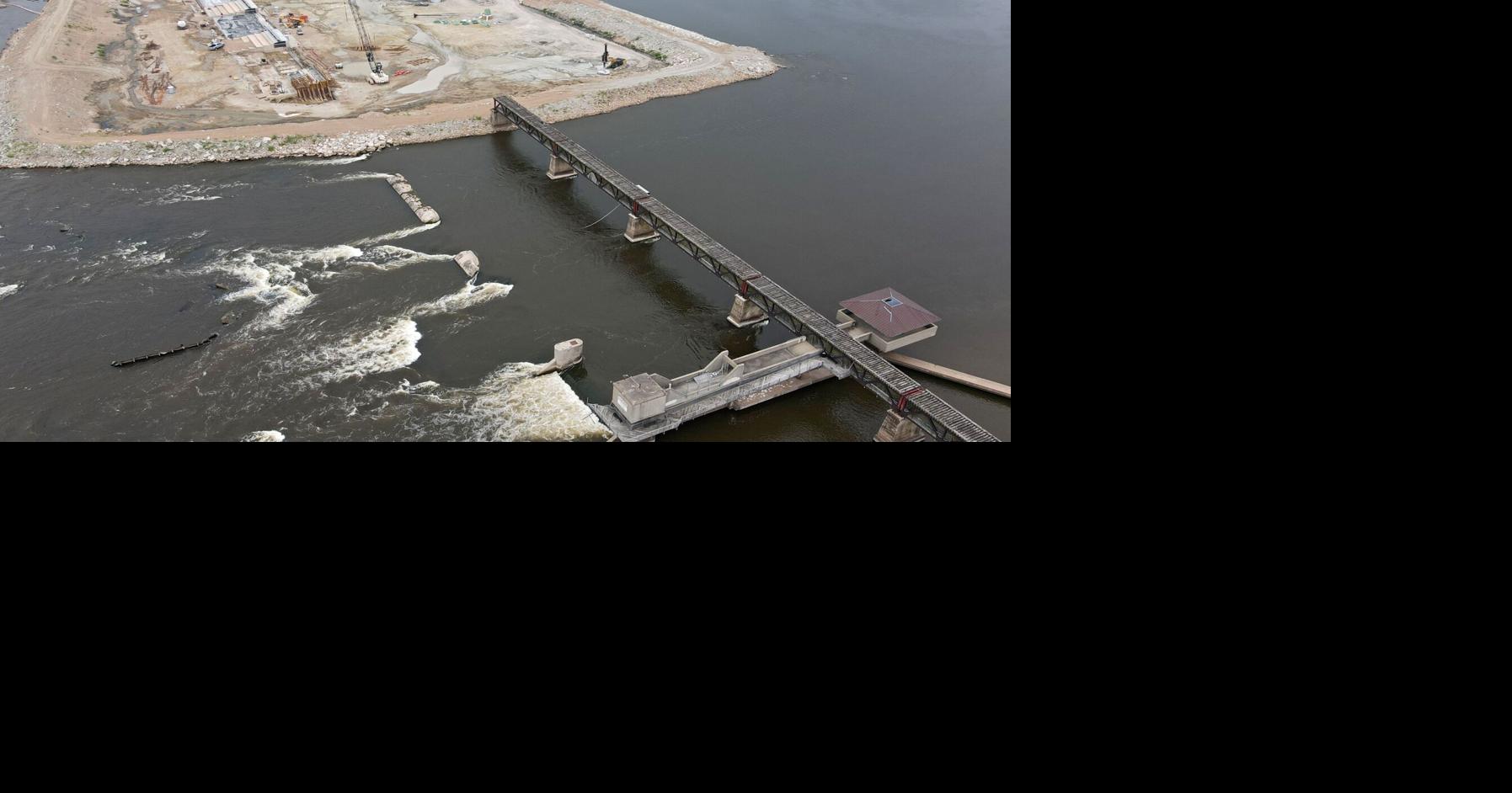 Work on new pedestrian bridge over Arkansas River underway, but shade ...