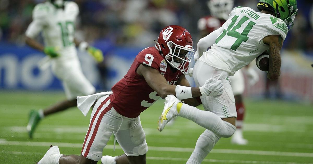 Ou Football Notebook Return To Practice D J Grahams Move To Offense