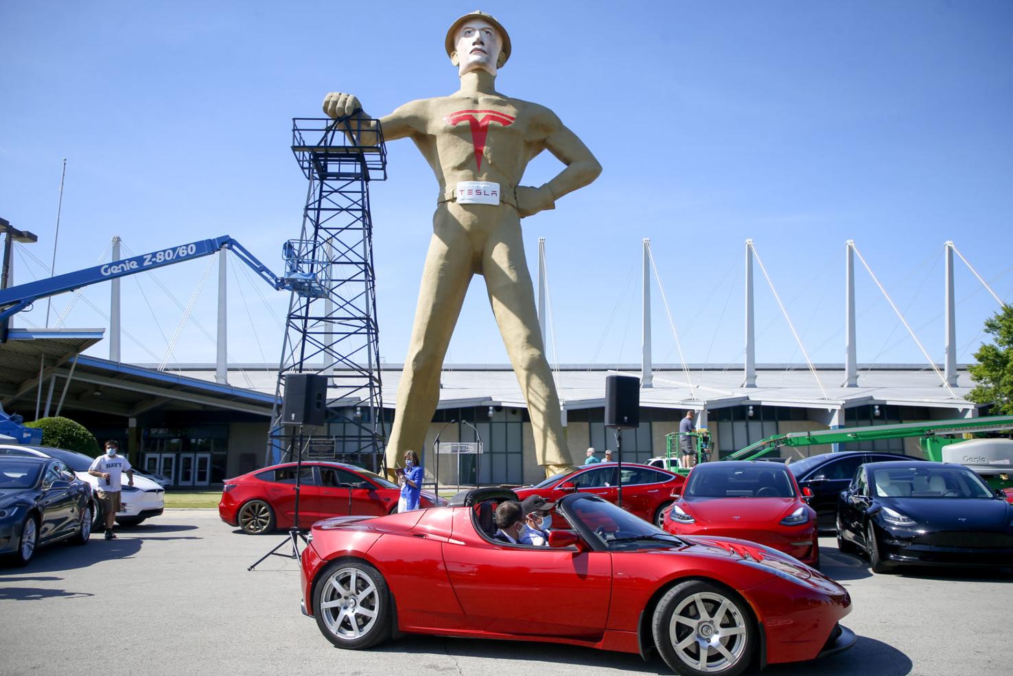 Elon Musk chooses Austin for next Tesla plant