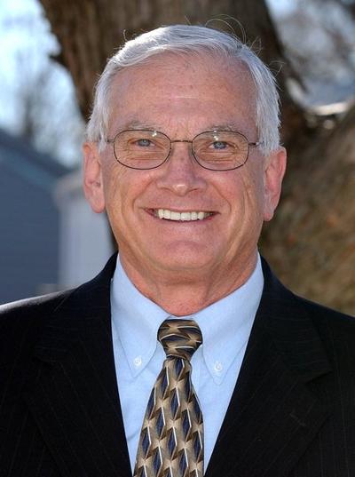 Public Works Director Charles Hardt to retire