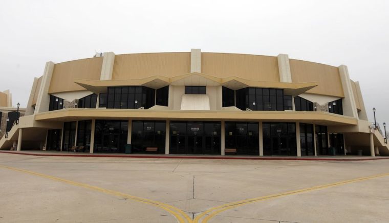 Still fine at 40: Built in 1972, ORU's Mabee Center remains an ...