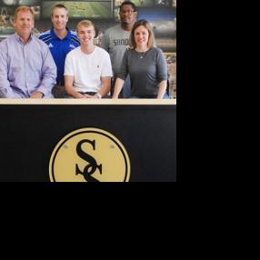 Alexander signs with Tulsa