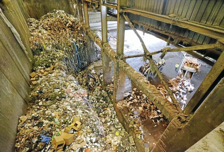 Trash hauler submits sole bid for taking green waste to Tulsa burn plant