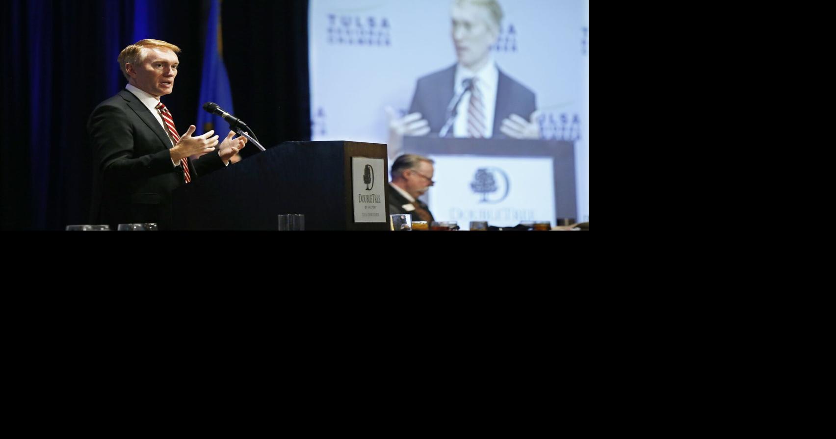U.S. Sen. James Lankford addresses constituents at congressional forum ...