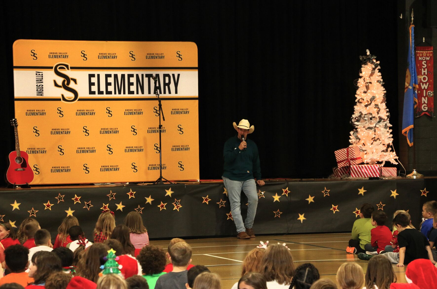 Ty Smith, teen country artist from Sand Springs, performs