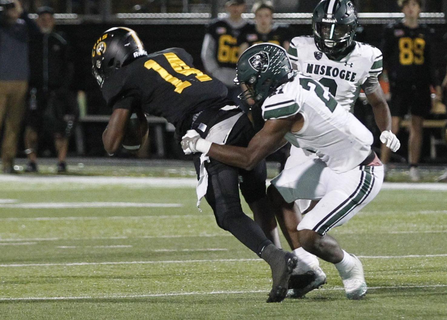 Muskogee produces offensive fireworks against Sand Springs
