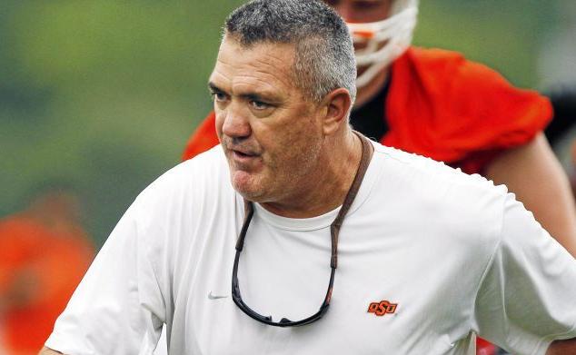 Texas judge rules against Longhorns coach Joe Wickline in OSU dispute