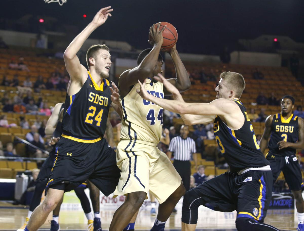 Men's basketball: ORU beats South Dakota State for first Summit League ...