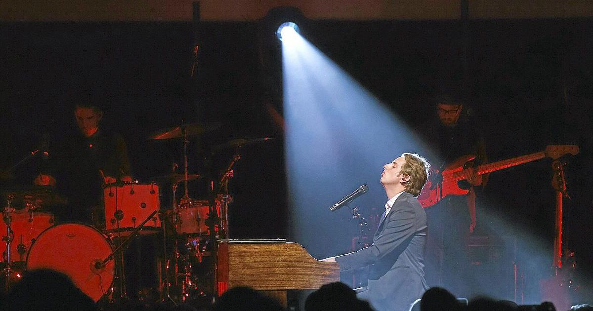 New Ben Rector tour to bring Tulsa music artist home