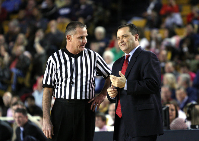 Gillispie resigns as Texas Tech basketball coach