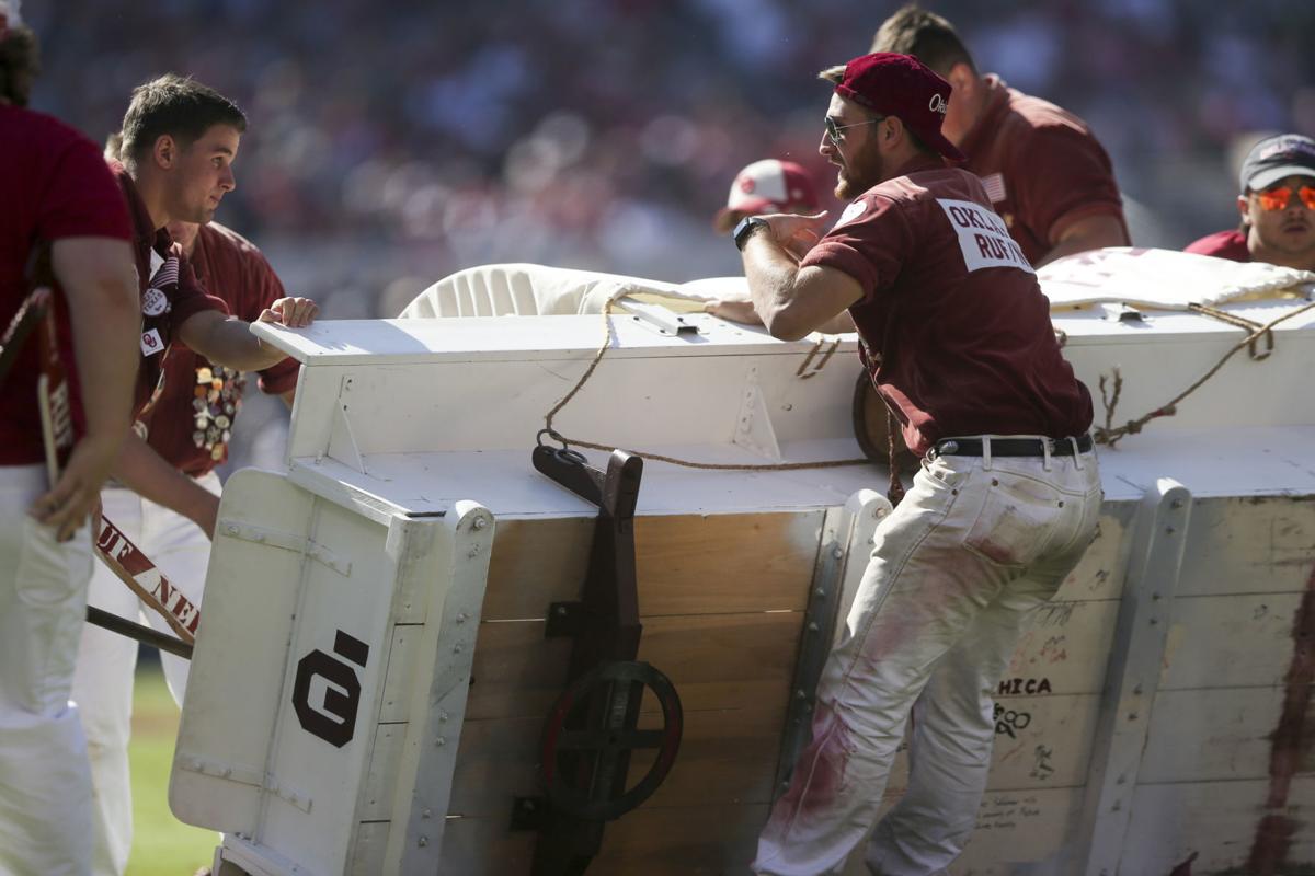 OU football: Sooner Schooner crashes during touchdown celebration | OU ...