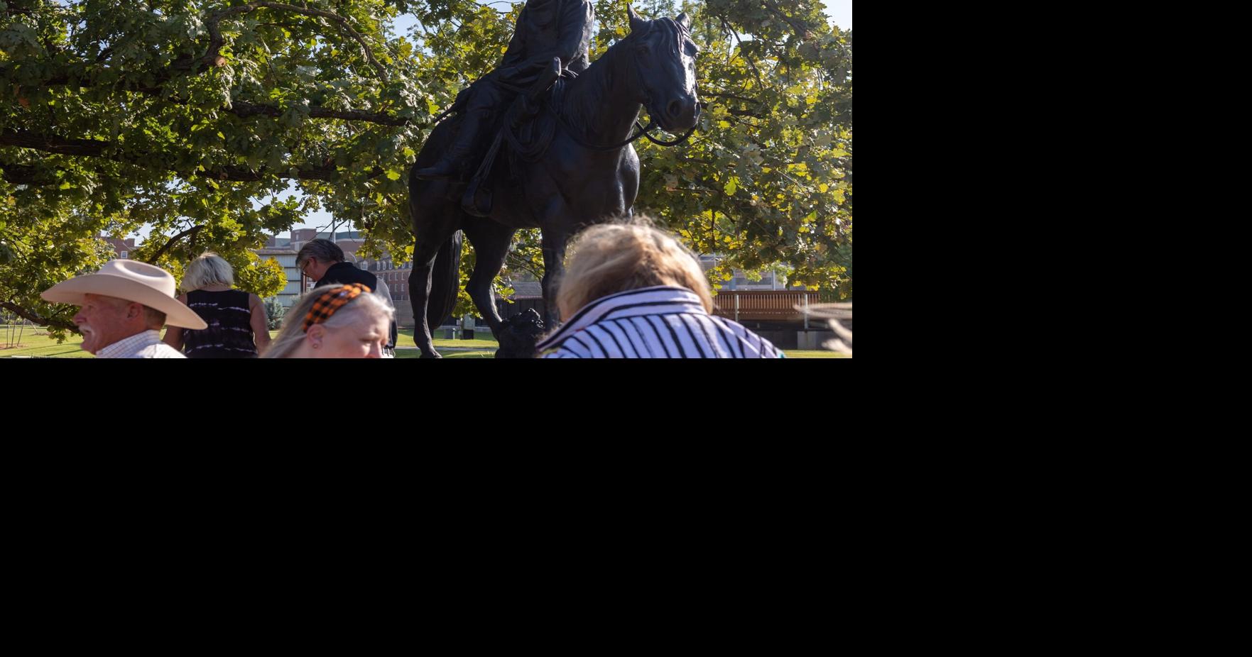 Frank "Pistol Pete" Eaton statue unveiled