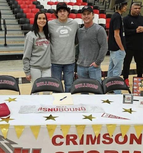 Cole signs football letter with SNU