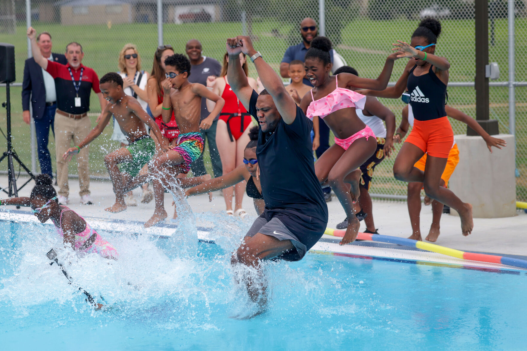 Newly built pool opens at north Tulsa's Chamberlain Park