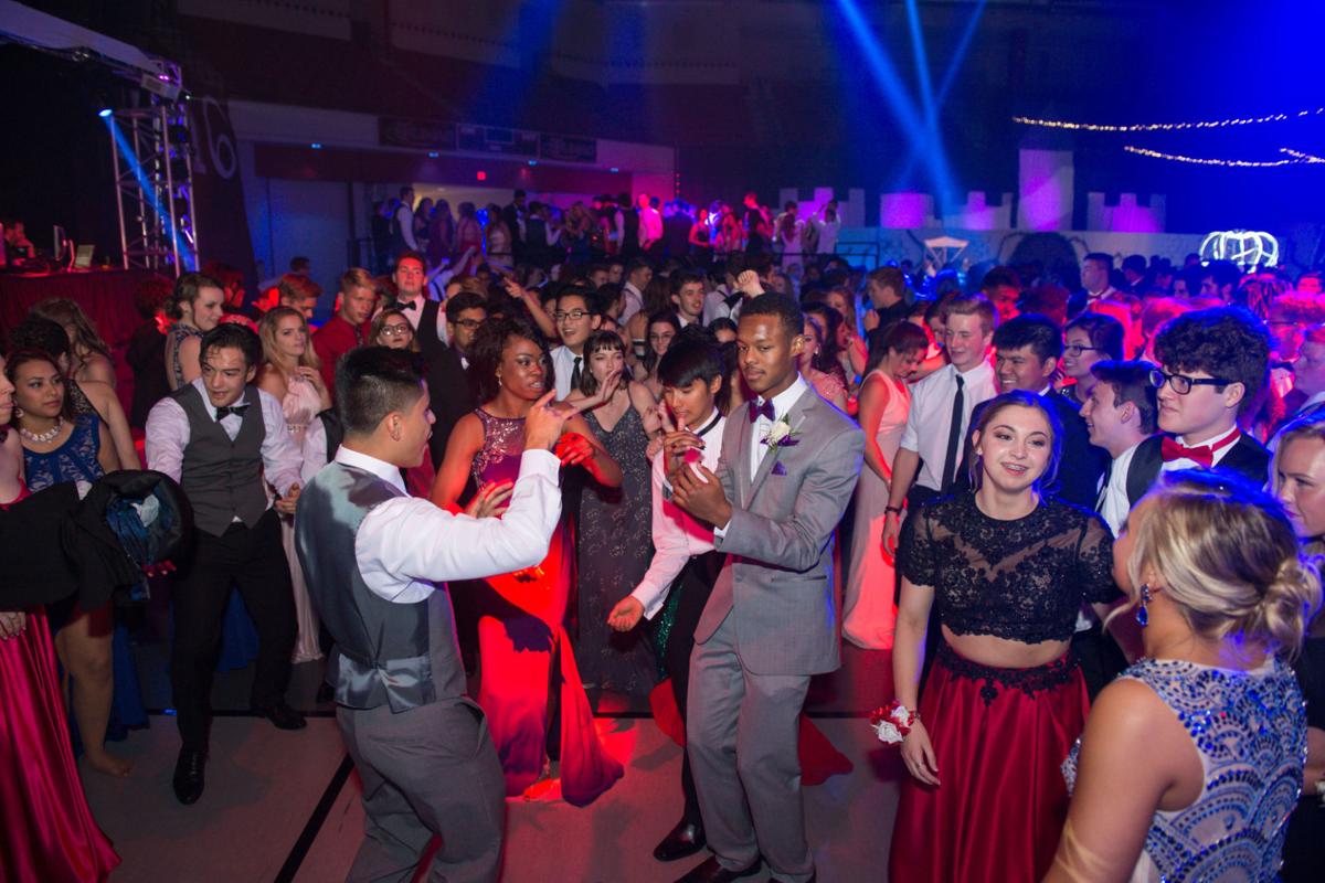 Photo Gallery: 2016 Union High School Prom