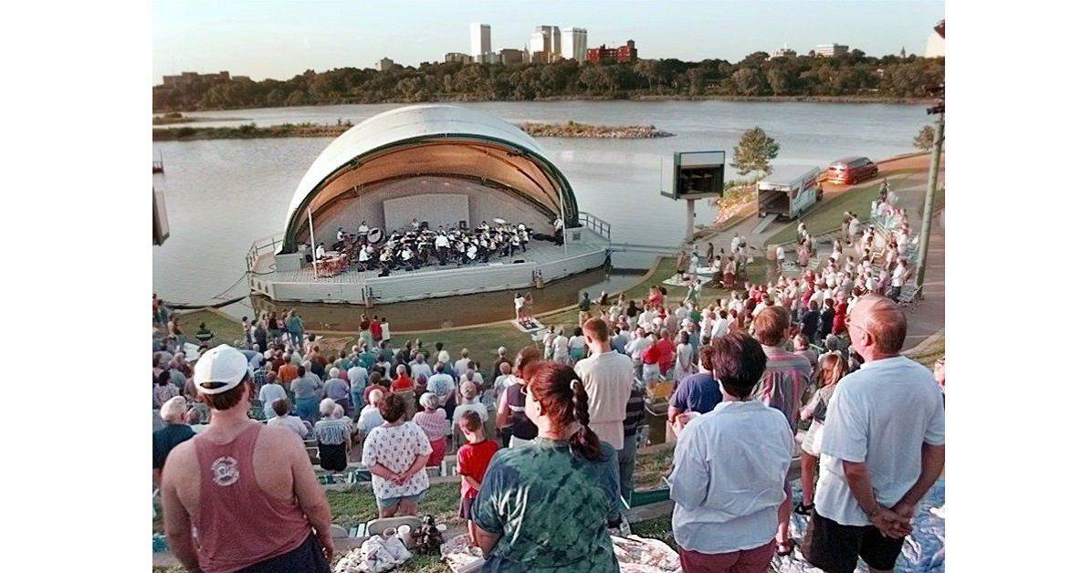 Throwback Tulsa: Remembering the popular floating amphitheater
