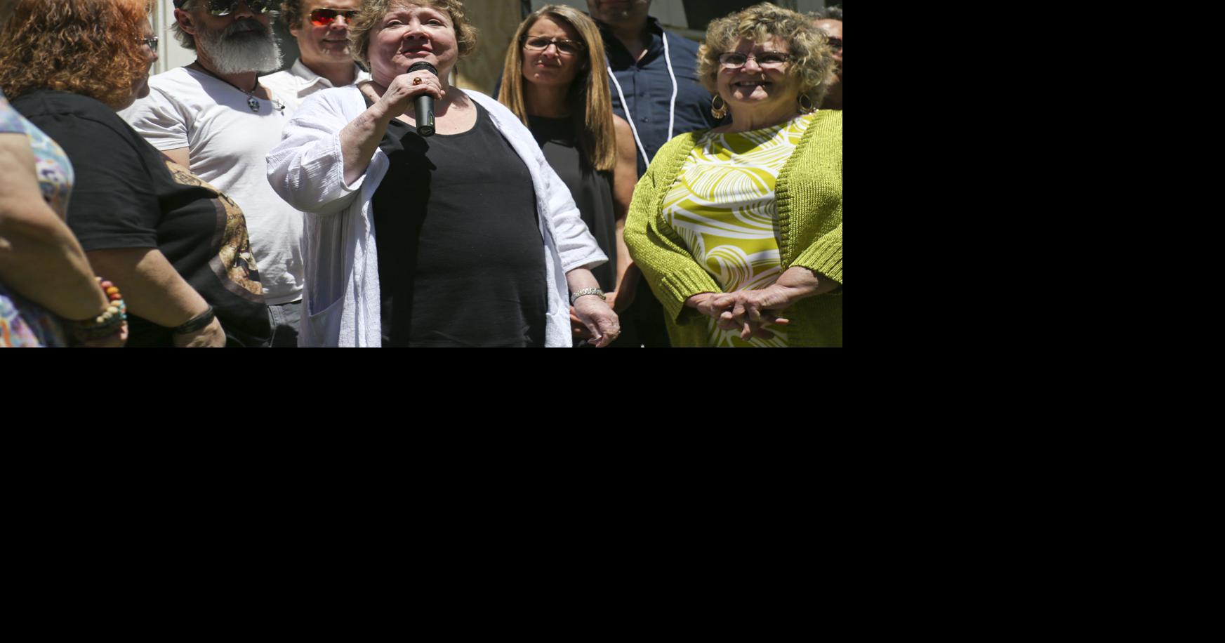 Ginnie Graham: Stars gather in Tulsa for "Outsiders' anniversary ...