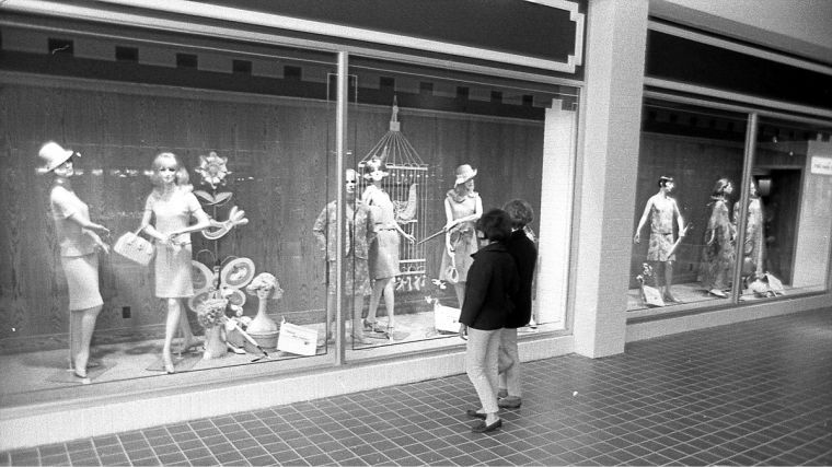 Throwback Tulsa: Indoor shopping mall was new for Tulsans in '67