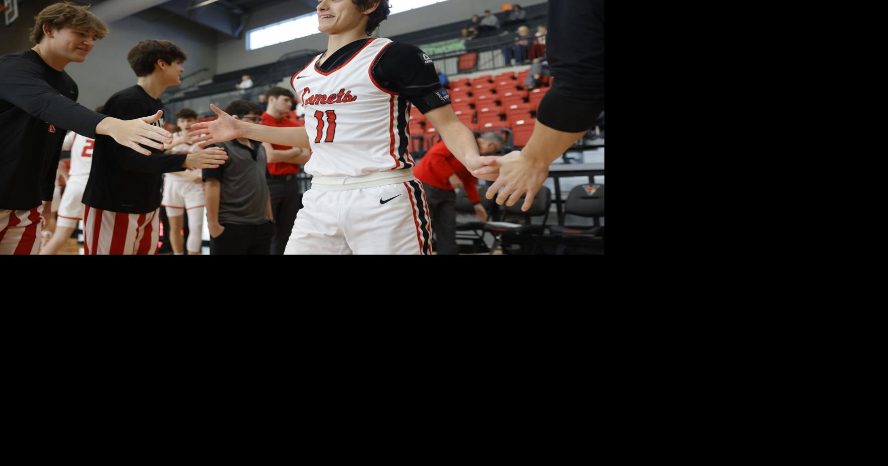 Bishop Kelley boys, Verdigris girls win Port City Classic titles