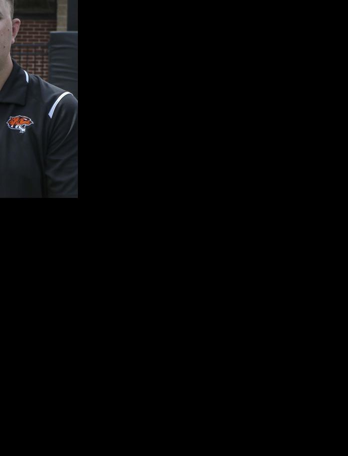 Tim Holt Jr. returns to Sapulpa as head football coach