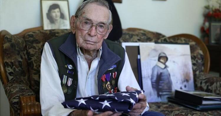 Tulsa WWII, D-Day veteran Bill Parker dies at 98