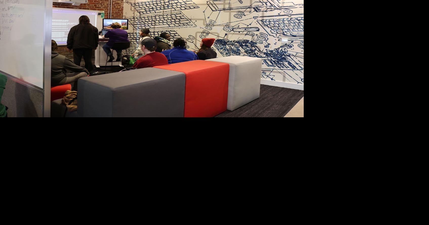 Atlas tech school gets big financial grant to help students