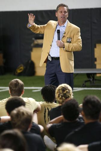 Former congressman, TU and NFL star Steve Largent spreads message of ...