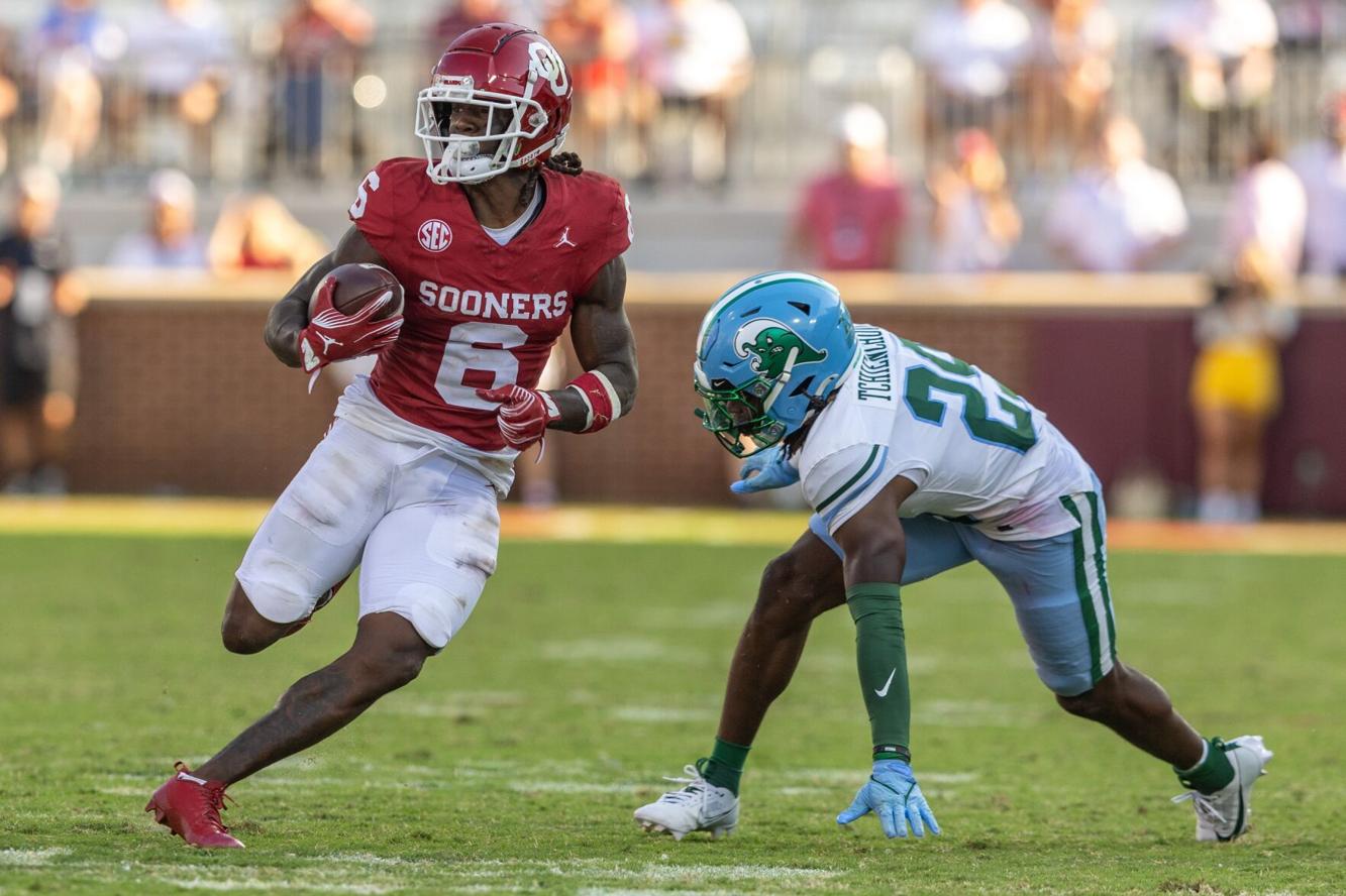 Deion Burks announces his return to OU for senior season