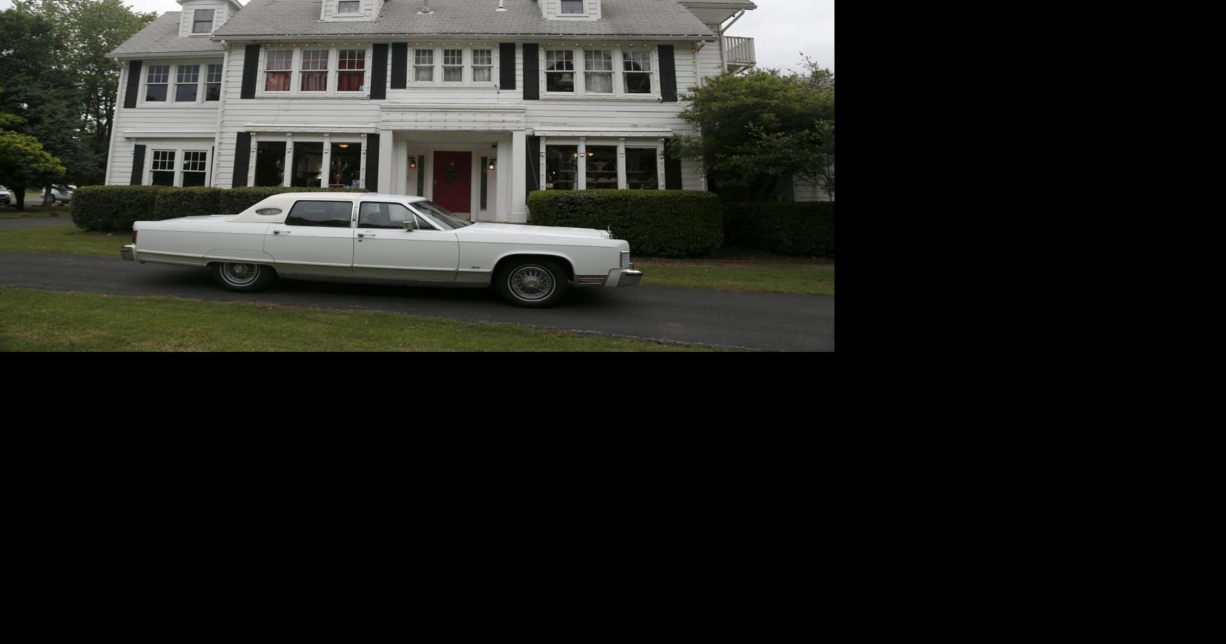 Roy Clark vehicle among items at estate sale being staged to preserve ...