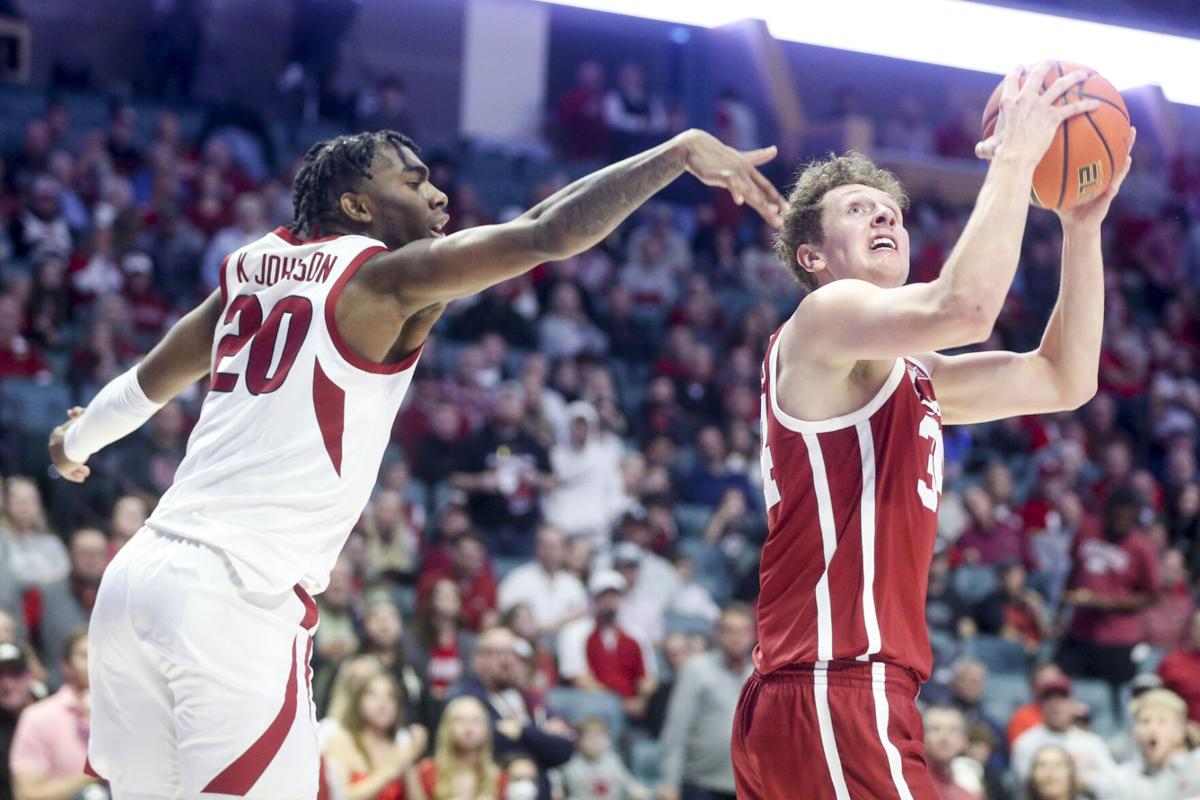 Photos: Oklahoma falls to Arkansas in men's basketball in Tulsa, 88-78