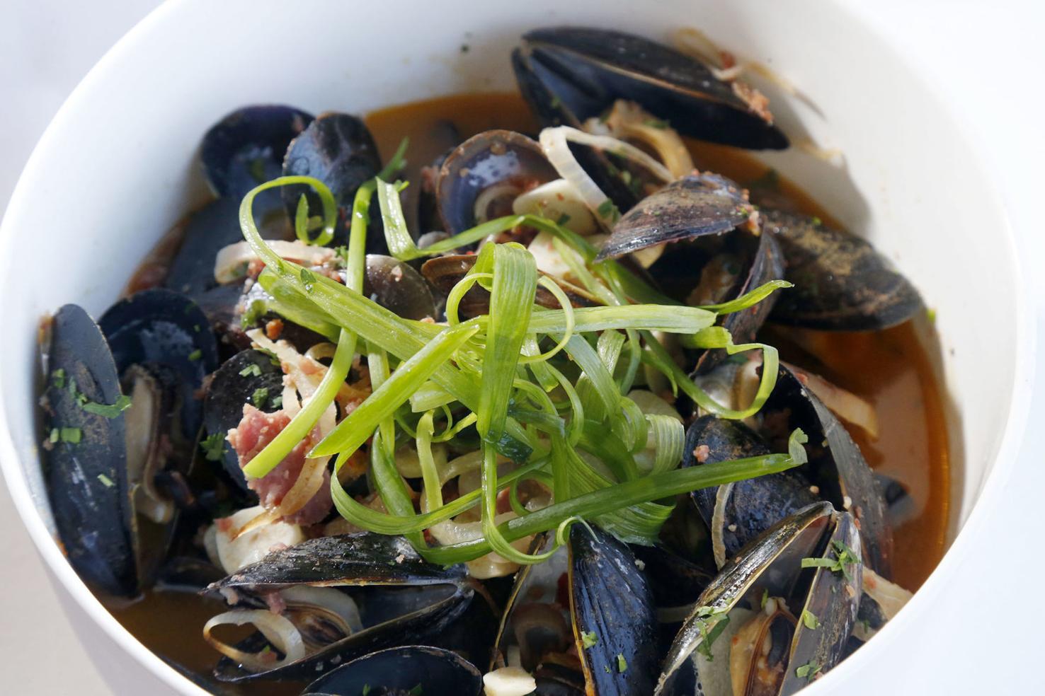 Review: Lowood a 5-star addition to the downtown restaurant scene