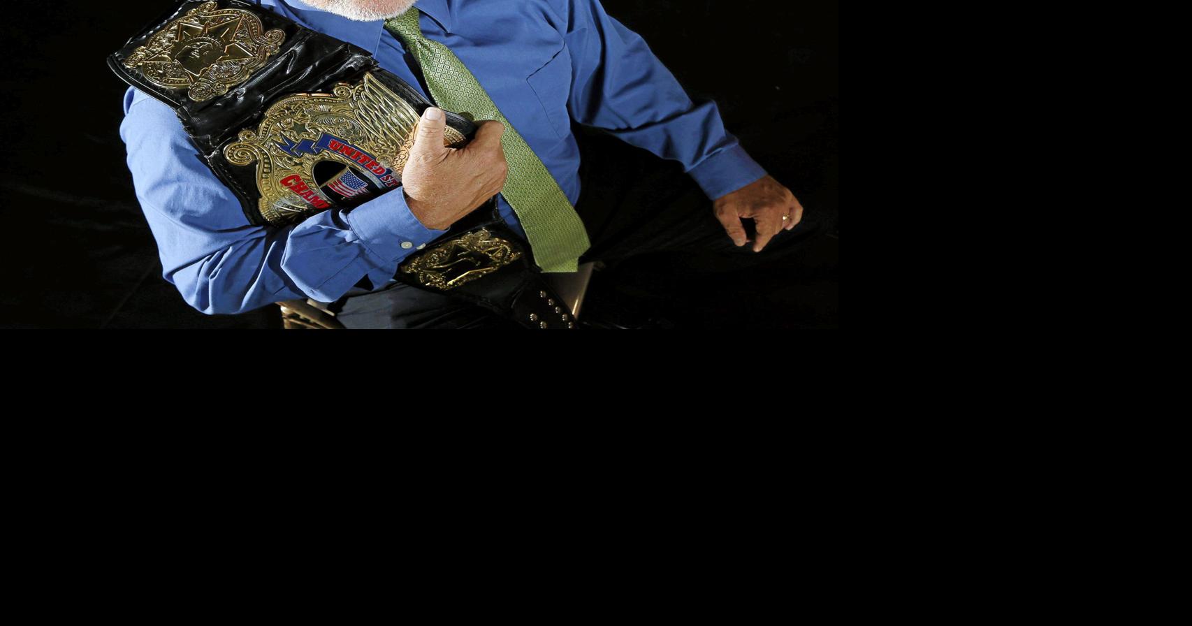 Pop culture: Pro-wrestling comeback story draws reader responses