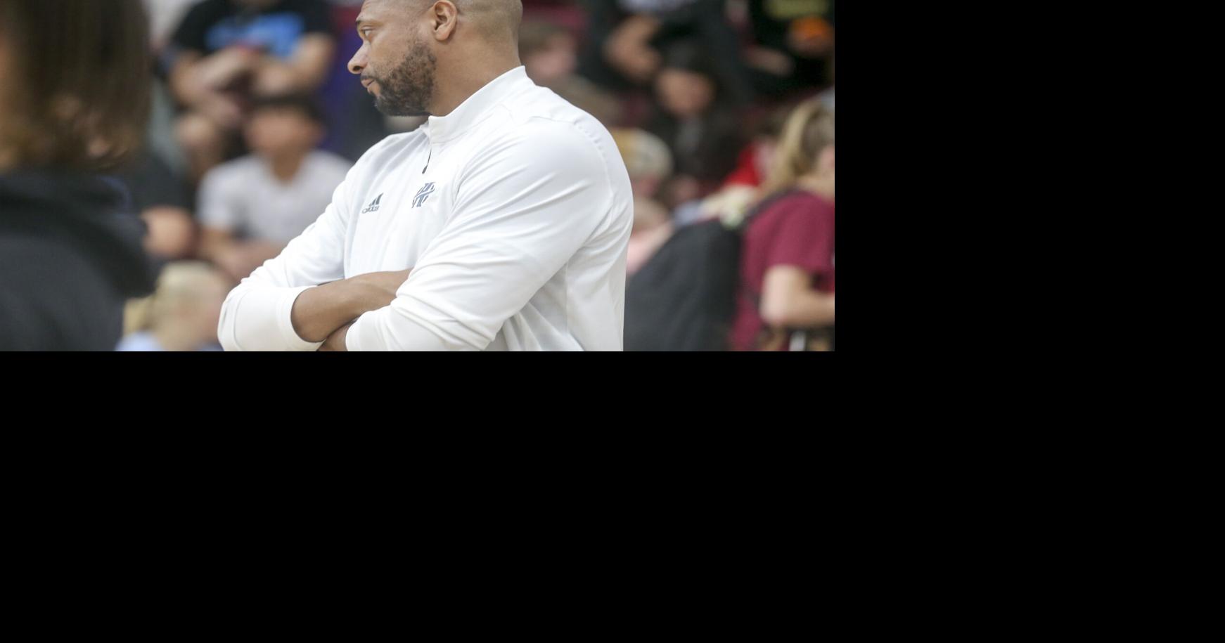 Charles O'Bannon Sr. joins Riverfield basketball staff