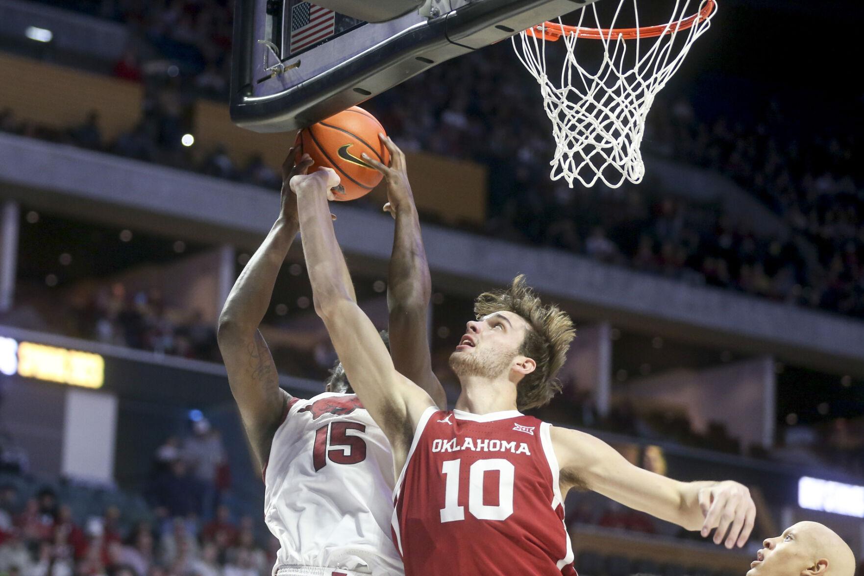 Photos: Oklahoma falls to Arkansas in men's basketball in Tulsa, 88-78