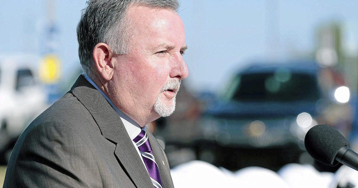 Jenks City Manager Mike Tinker retires after nine years at the helm