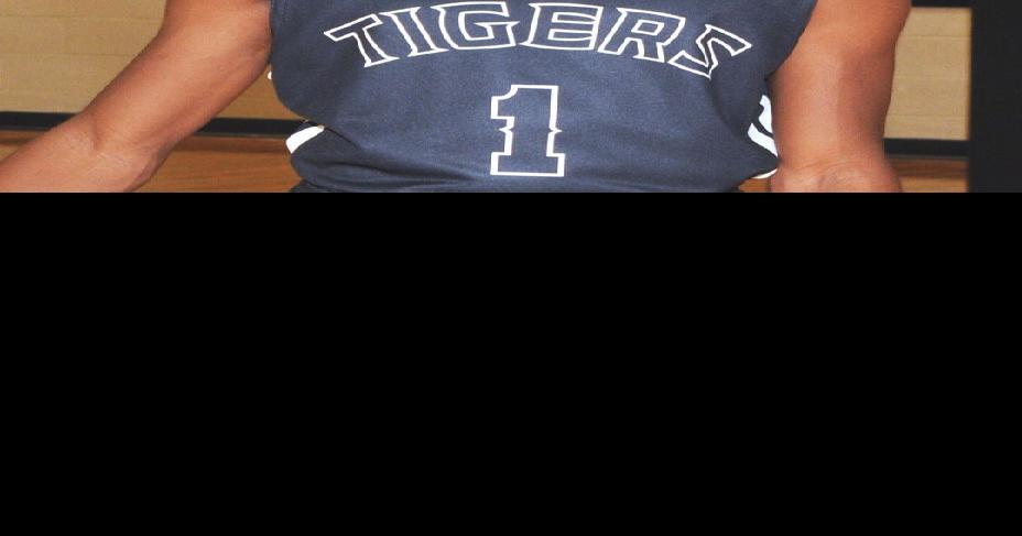 High schools: Josh Robinson helps No. 1 Broken Arrow repel Jenks' upset bid