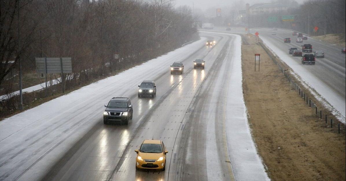 Throwback Tulsa: Winter storm drops 7.5 inches around area two years ...