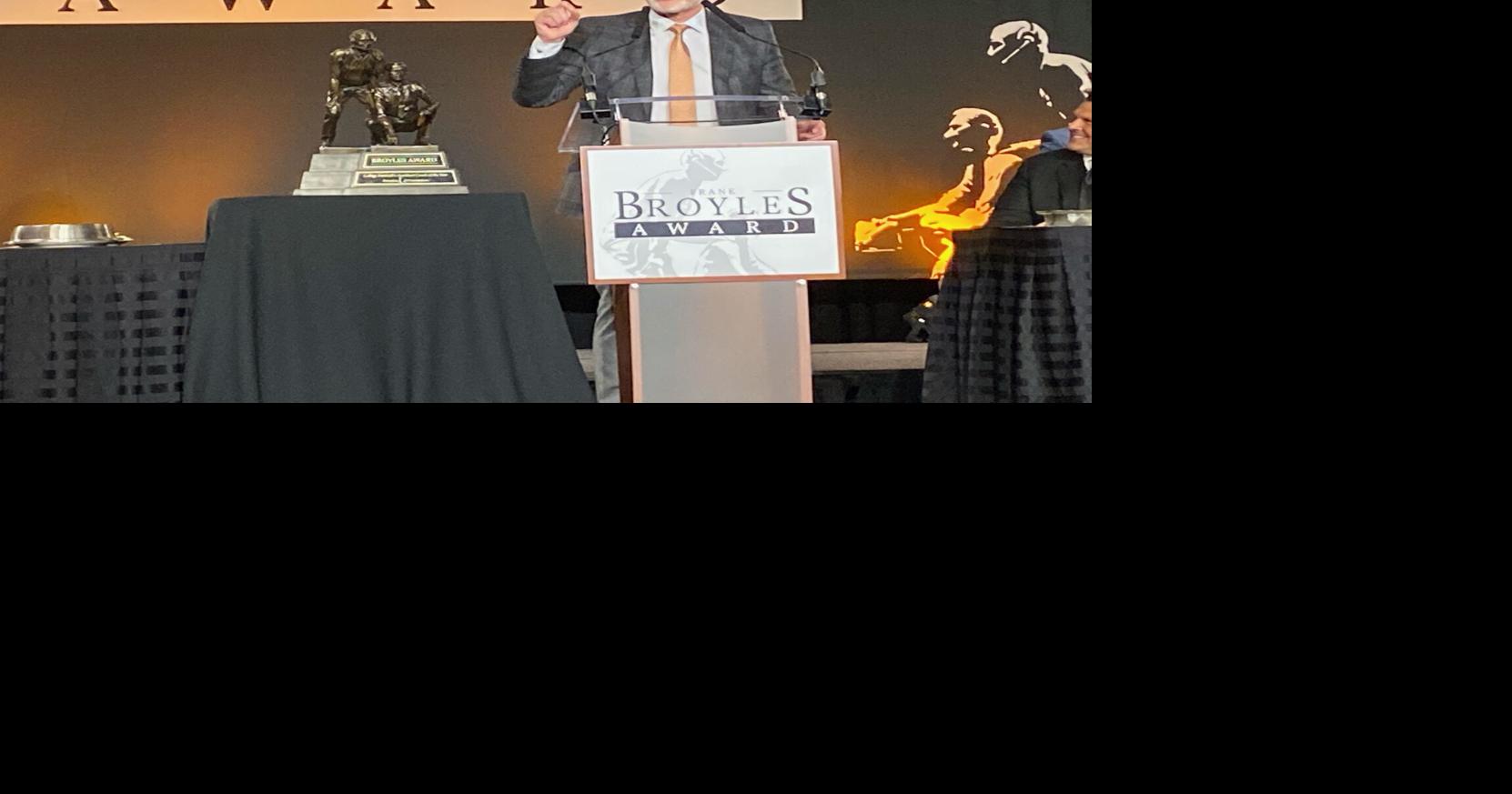 'That’s why I coach': Knowles' final moments as OSU DC showed what ...