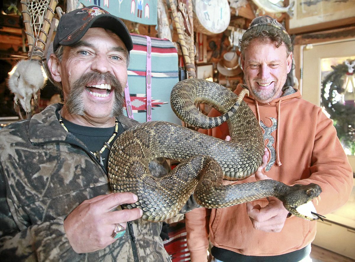 Discovery Channel show 'Venom Hunter' to feature Coweta snake hunter