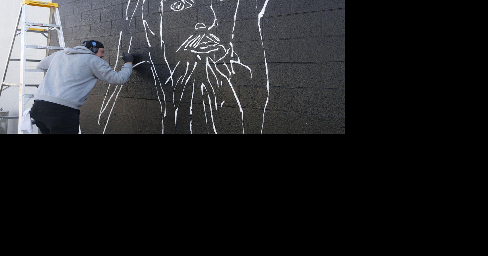 Celebrating Leon: Artists collaborate to create mural honoring 'The ...