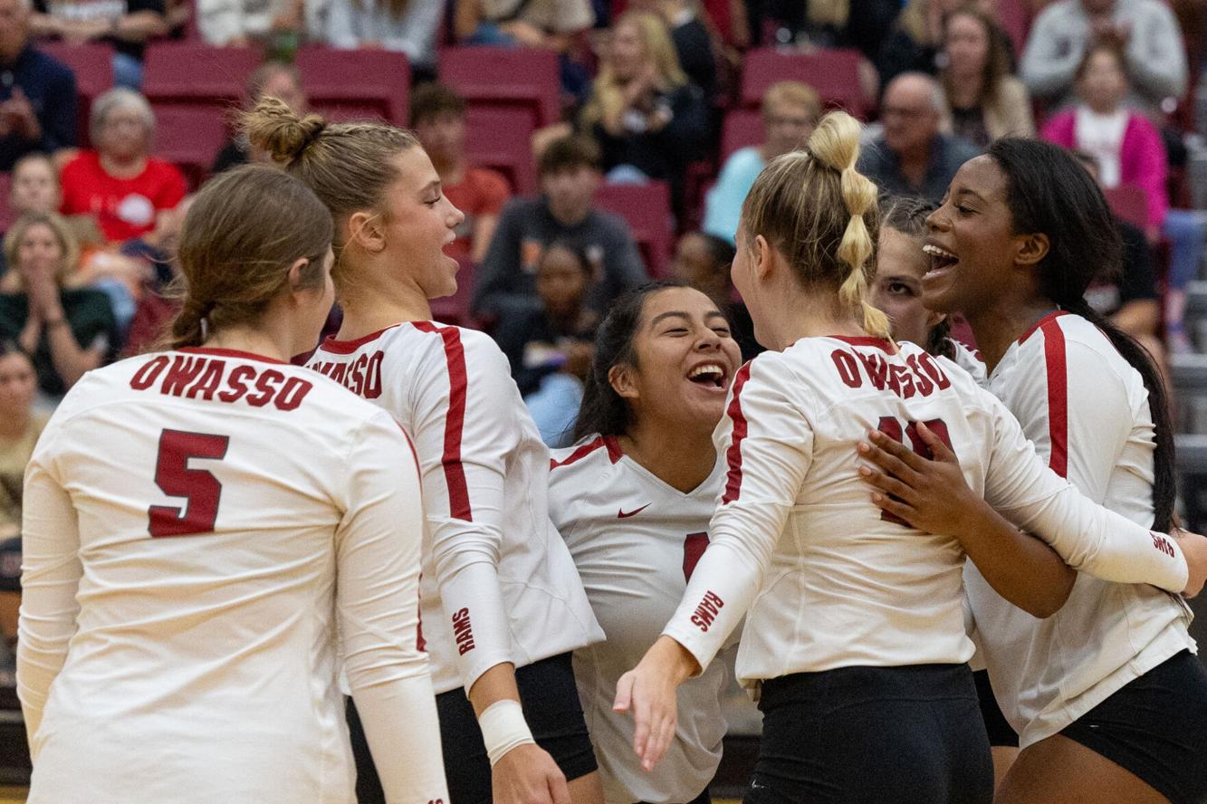 Owasso volleyball snaps losing streak in win over Union