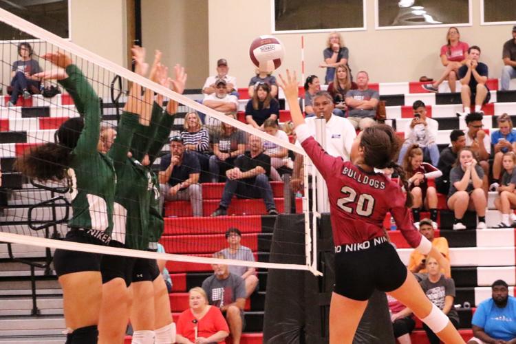 Wagoner Volleyball defeats 6A Muskogee in five sets